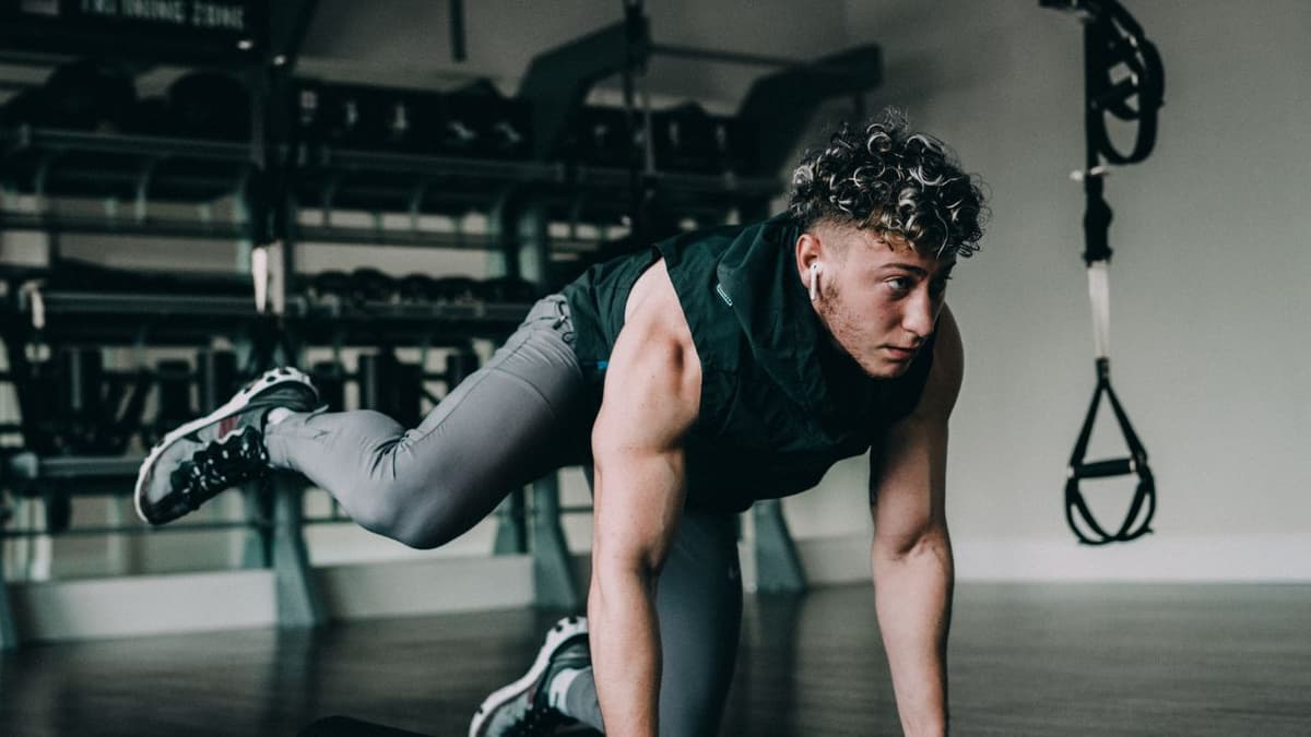 Routines MuscleWiki | Trouvez votre plan de fitness parfait