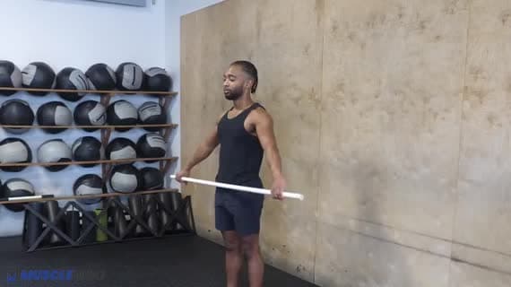 Stretches Front-Shoulder 运动 | MuscleWiki